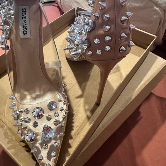 Steve Madden | Shoes | Steve Madden Spiked Pump | Poshmark